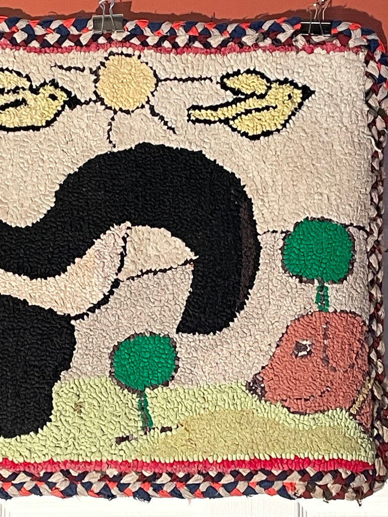 Skunk Hooked Rug – Carol Telfer Antiques