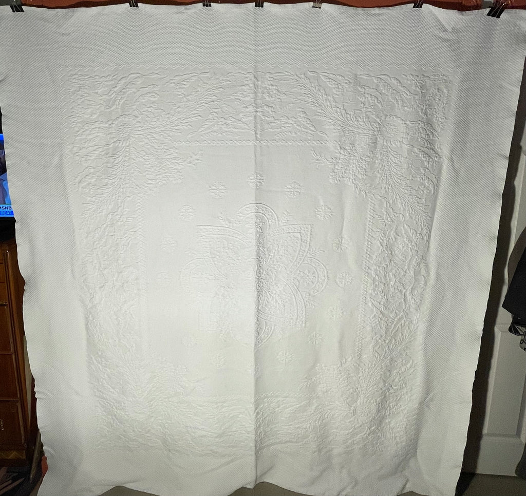 Marseille Counterpane Bed Covering – Carol Telfer Antiques